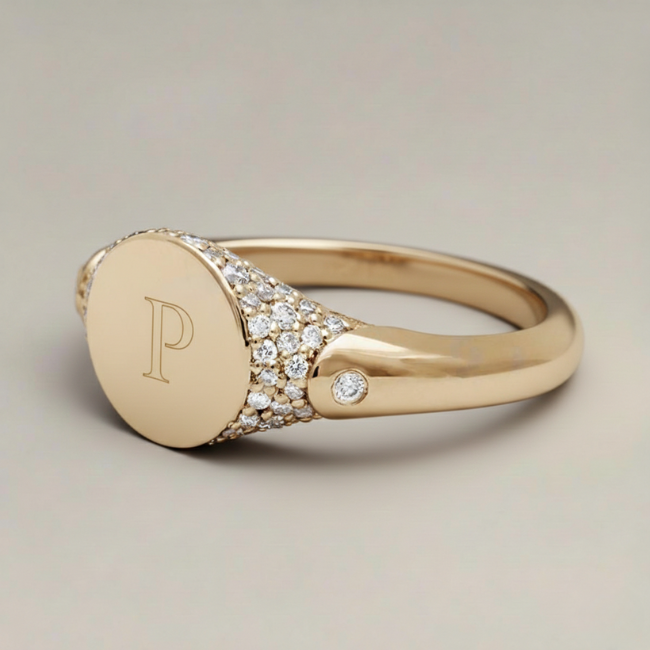 The Lab-Grown Diamond Pavé Signet Pinky Ring – Made to Order | Prata ...
